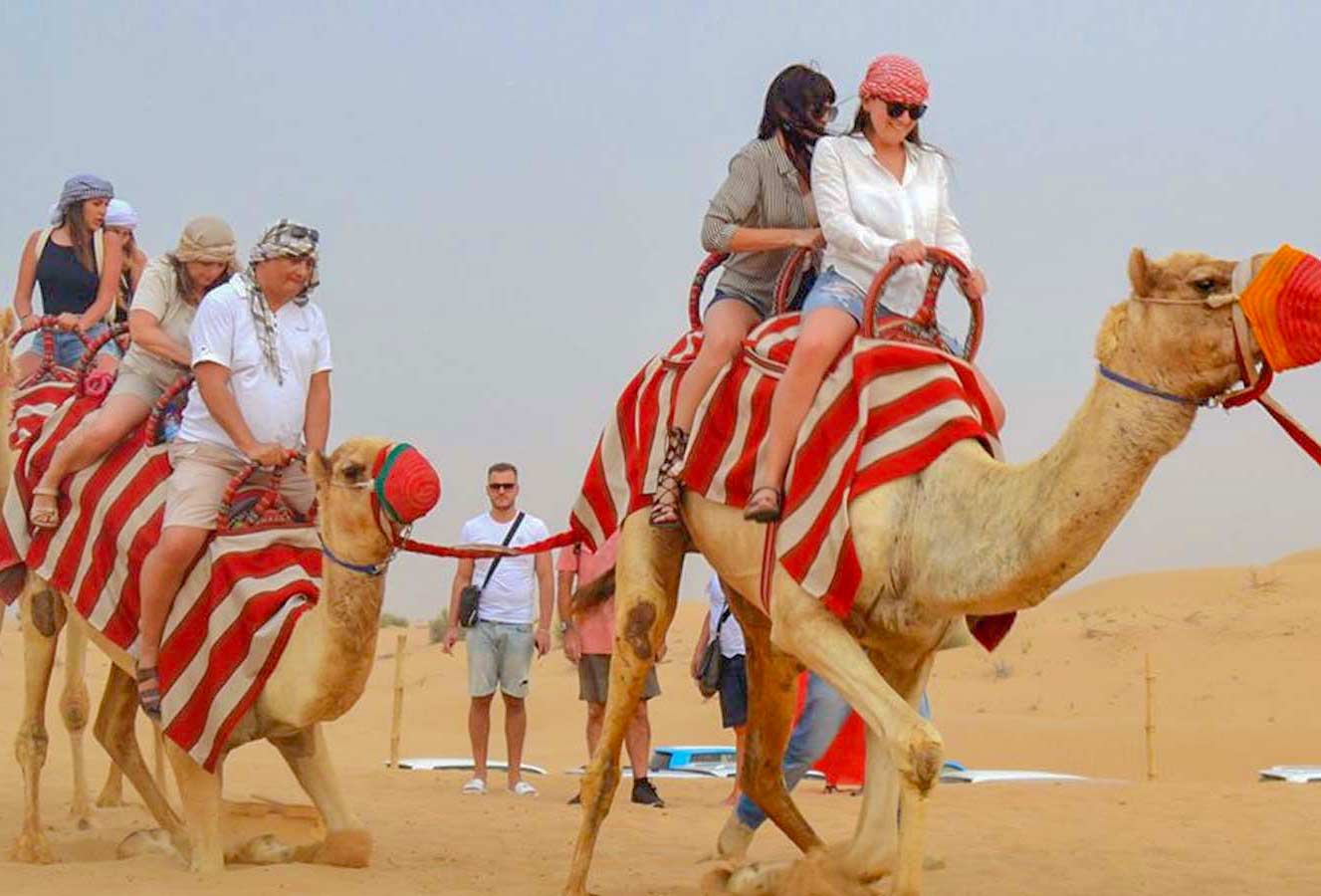 Arabian Tour Packages | Desert Safari & Abu Dhabi City Tour from Dubai